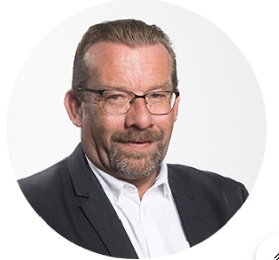 Nos candidats en action : Sébastien Leroux, chef de file à Dreux. | Le ...